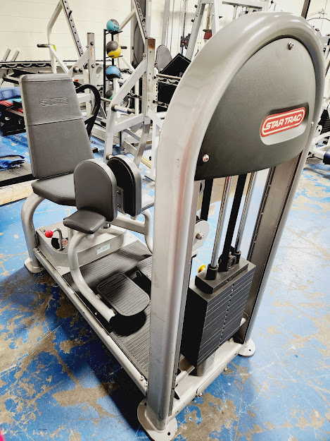 Star Trac Instinct Abductor/Adductor Inner & Outer Thigh Combo Machine ...