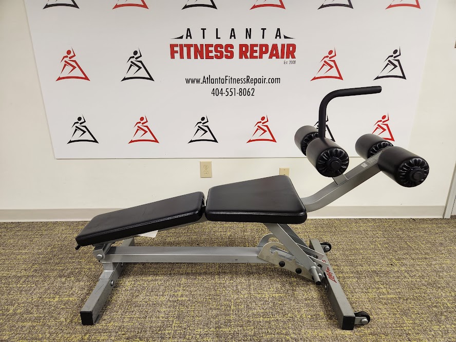 Life Fitness Adjustable Decline Bench / Ab Crunch - Atlanta Fitness Repair