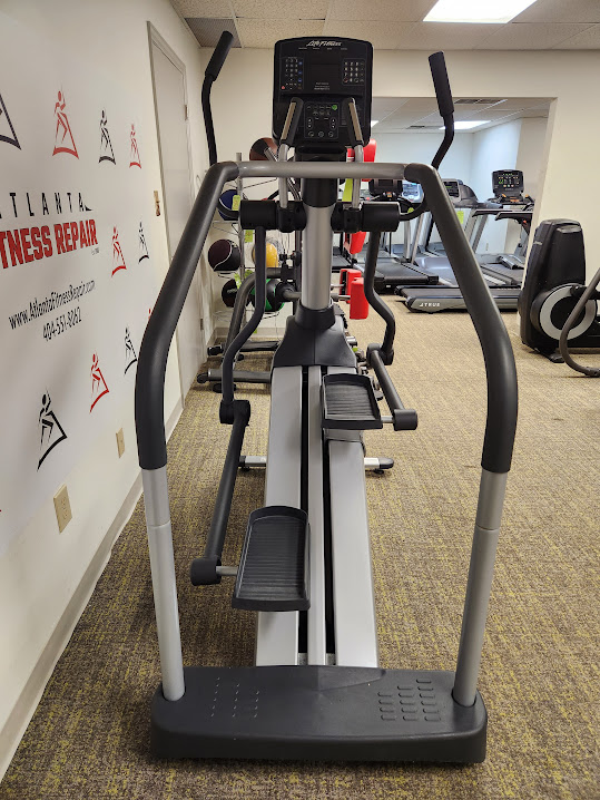 Life Fitness Integrity Series Summit Trainer - Atlanta Fitness Repair